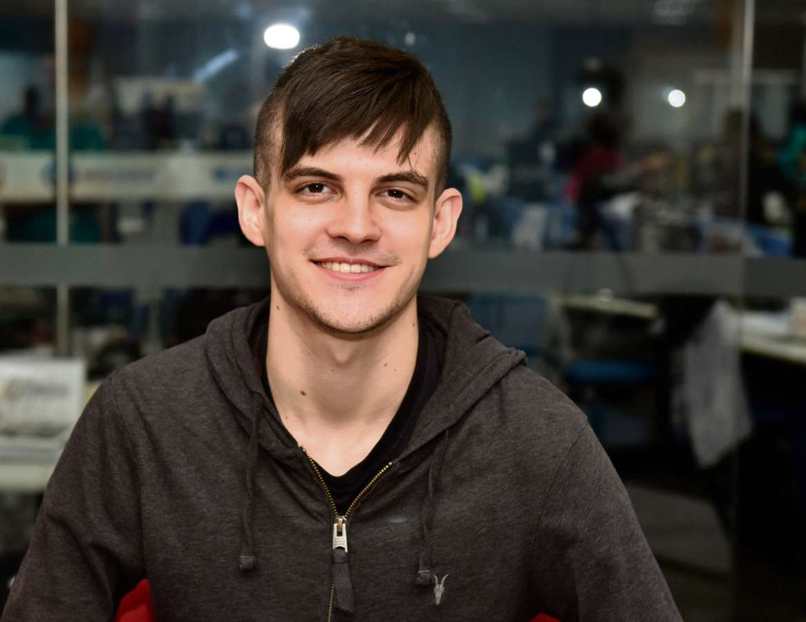 Classify Brazilian gamer Gabriel "KamiKat"